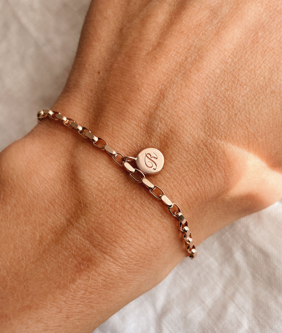 Tiny True North Charm bracelet – RUUSK