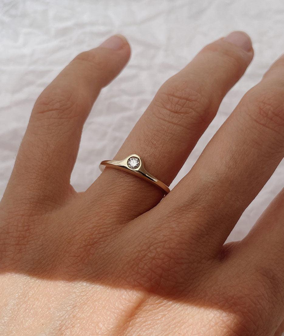 Mini Luna Diamond ring | RUUSK jewellery